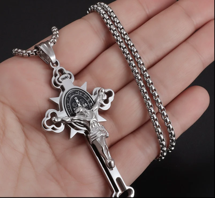 Collar crucifijo santisima trinidad acero inoxidable – Home&Hobbies